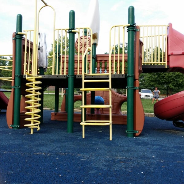 Listowell Park - Park