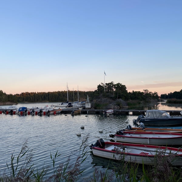 Vålarö Hamn - Harbor / Marina in Nyköping