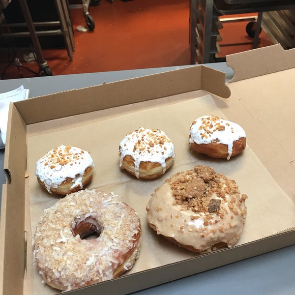 Union Square Donuts - Donut Shop in Coolidge Corner