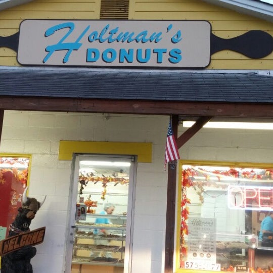 Photos at Holtman's Donuts - 23 tips from 297 visitors