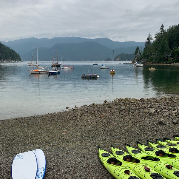 Deep Cove Kayak - Sporting Goods Shop in Deep Cove