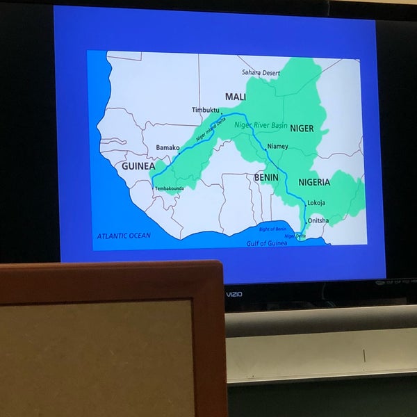 Louis Stokes Health Sciences Library - College Library in Howard University