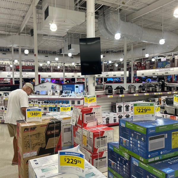 BrandsMart USA - Electronics Store in Deerfield Beach