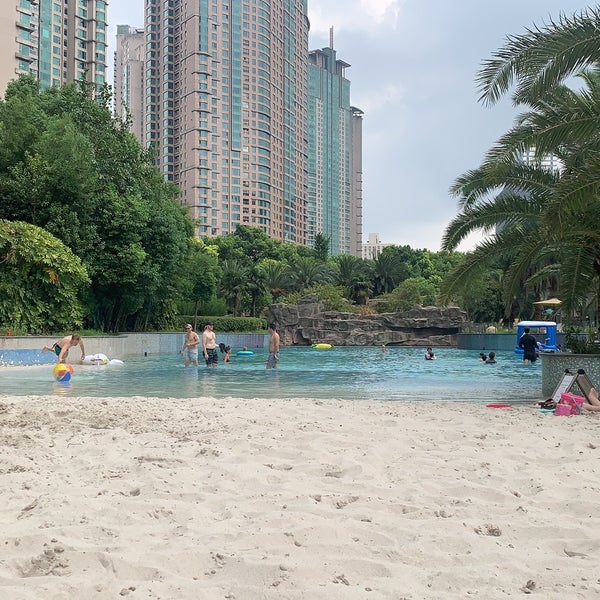 Shimao Riviera Pool - Swimming Pool in Pudong