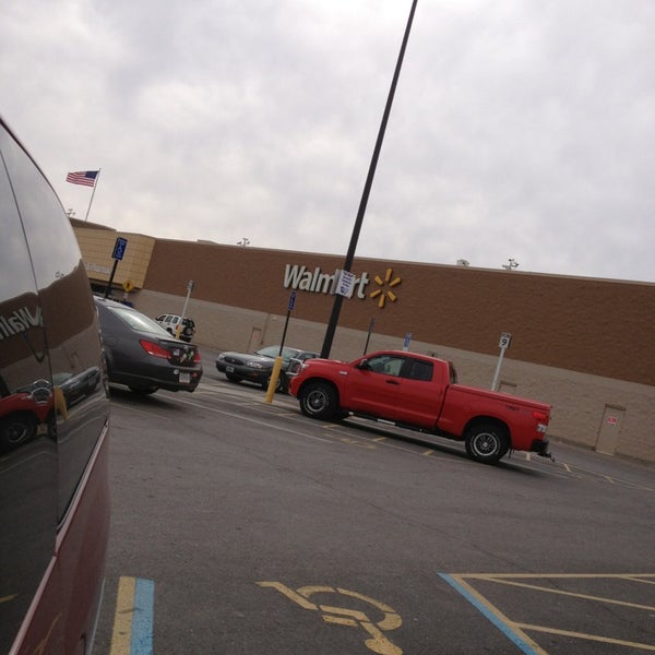 Walmart Supercenter - Harrisonville, MO