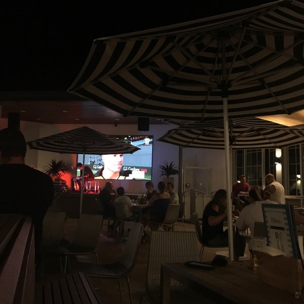 Tacking Point Tavern - Ocean Dr