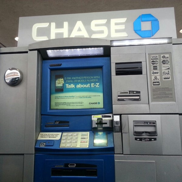 Chase Bank - Bank in Chicago