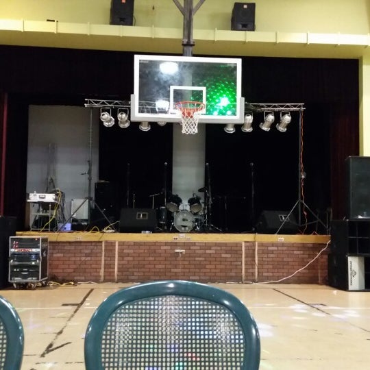 St. Hyacinth Hall - Logan Square - 2 tips