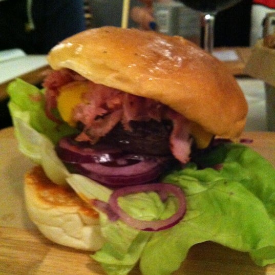 Ham Holy Burger - Burger Joint in Brera