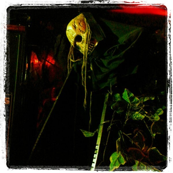 The Intrepid Fox (Now Closed) - Pub