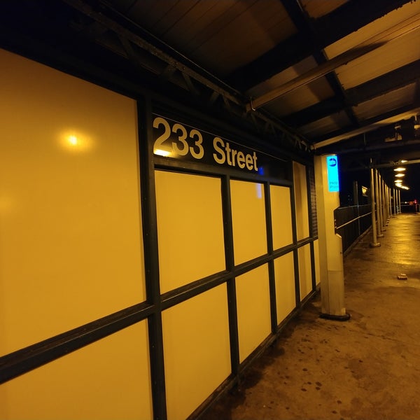 MTA Subway - 233rd St (2/5) - Wakefield - Bronx, NY