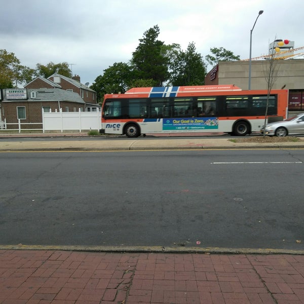 MTA Bus Stop - Merrick Blvd & 231st St (Q5/N4) - Springfield Gardens, NY