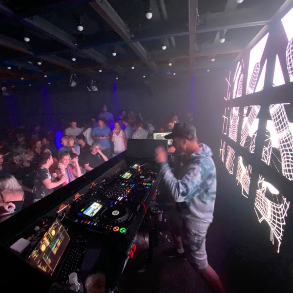 Trio Lounge - Night Club in Downtown Charleston