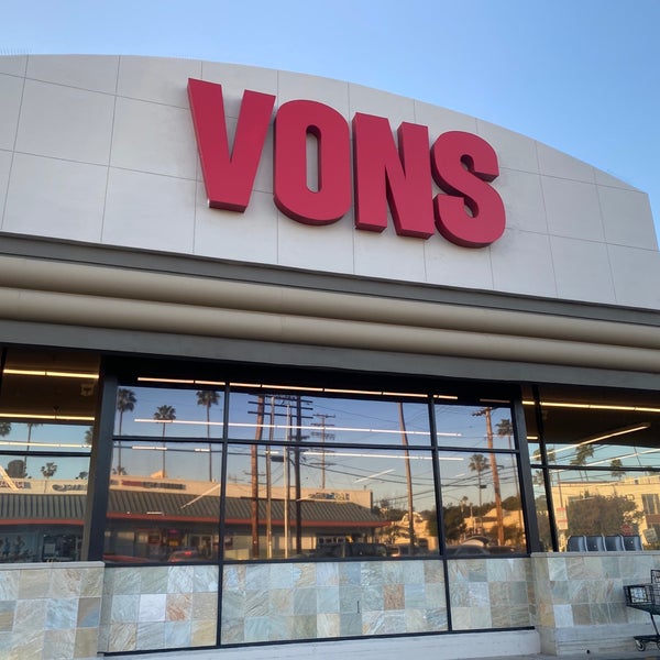 VONS - 4033 Laurel Canyon Blvd