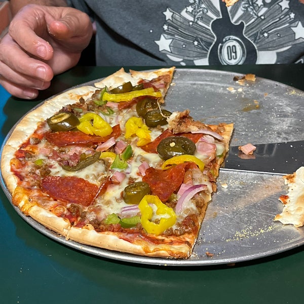 Highland Pizza Shop - 4 tips from 94 visitors