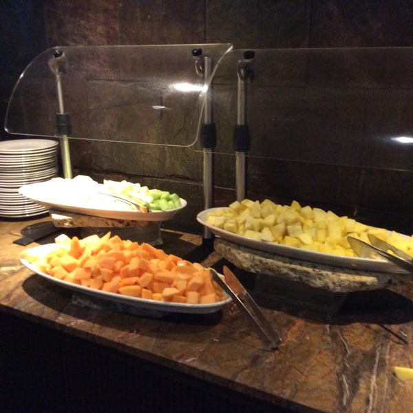 Sheraton Club Lounge - 3 tips