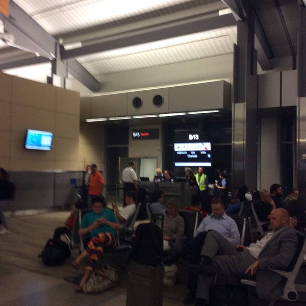 RDU - Gate D13 - Airport Gate in RDU Airport
