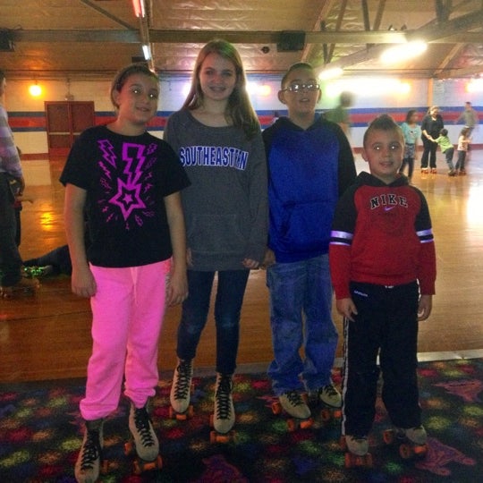 Photos at Fleetwood Skating Rink - Skating Rink in Chicago