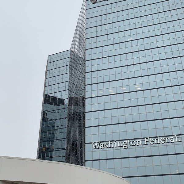 Photos at Two Lincoln Centre - Office in Dallas