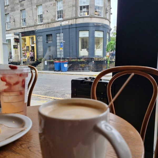 Starbucks - Coffee Shop in Stockbridge