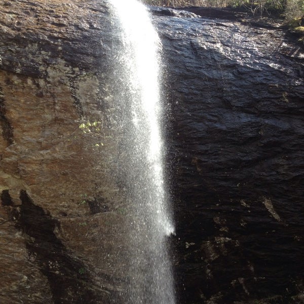 Douglas Falls - Waterfall
