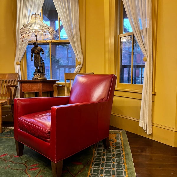 The Porches Inn at Mass Moca - Hotel in North Adams