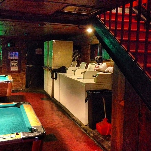 Igor's Bar And Grill - Dive Bar in New Orleans