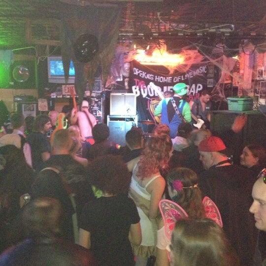 The Boobie Trap Bar - 1417 SW 6th Ave