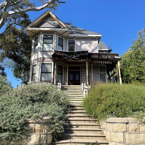 Photos at Michael Jackson's "Thriller" House (and Tree) - East LA - Los ...