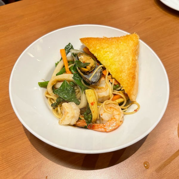 Major Cineplex Imperial Samrong (เมเจอร์ ซีนีเพล็กซ์ อิมพีเรียล สำโรง ...