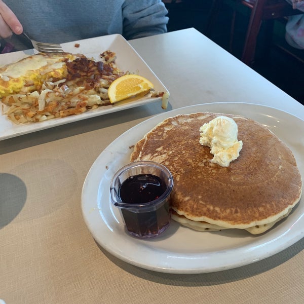 Diner on Main - 30 tips