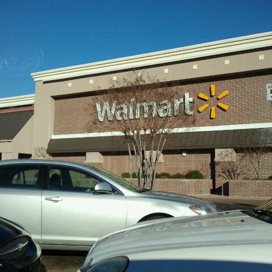Walmart Supercenter - Big Box Store in Hernando