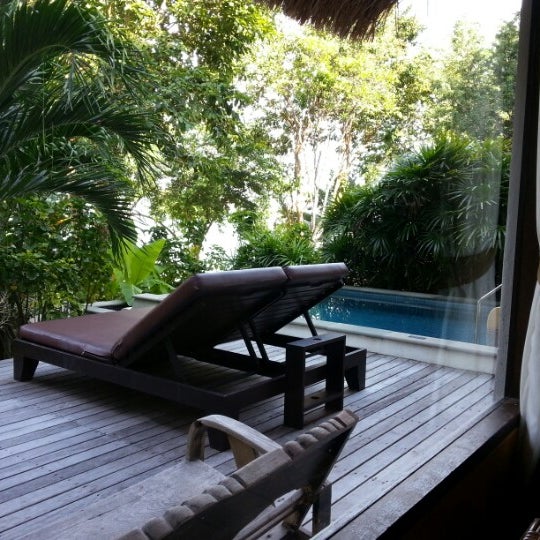 Paradee Resort (ปารดี รีสอร์ท) - Resort in Koh Samed