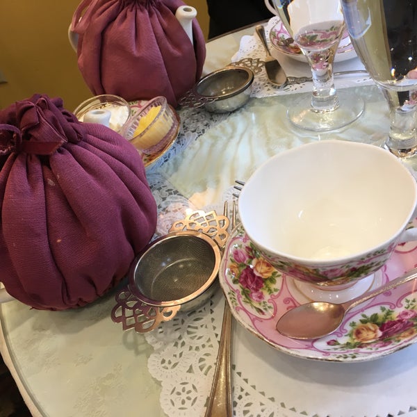 Lisa’s Tea Treasures - 3 tips from 389 visitors