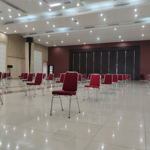 Universitas Gadjah Mada (UGM) Jakarta - University in Jakarta Selatan