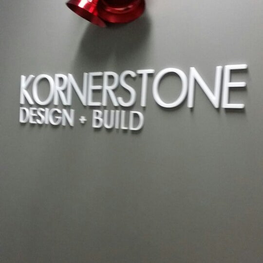 Kornerstone design & build Pte Ltd @ Northstar - Comitê Político