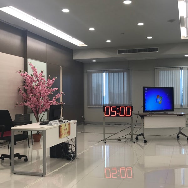 Toyota Diamond Auto (โตโยต้า ไดมอนด์ ออโต้)