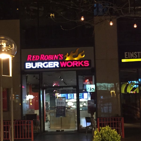 Red Robin Gourmet Burgers and Brews - Central Business District ...