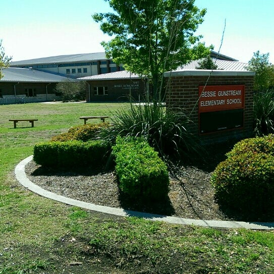 Photos at Bessie Gunstream Elementary School - 7600 Rockyridge Dr