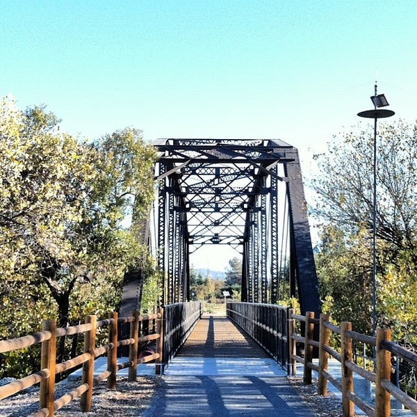 The Lost Boys Bridge - Newhall - 1 tip