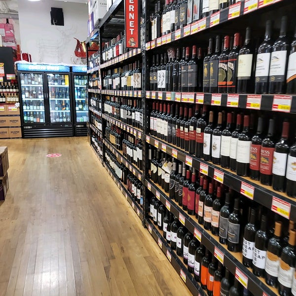 BevMax - Glenbrook - 835 E Main St