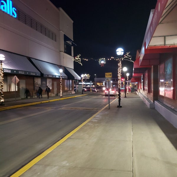 Photos at Ridgeway Shopping Center - Shopping Mall in Stamford
