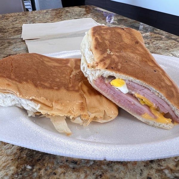 Lemy - Panadería & Repostería - Levittown - Ave. Boulevard 3376
