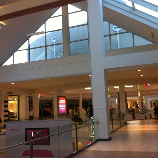 Photos at The Fashion Mall at Keystone - Shopping Mall in Keystone at ...