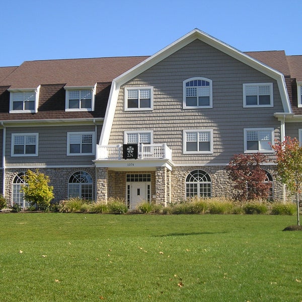 Sigma Nu House - Fraternity House