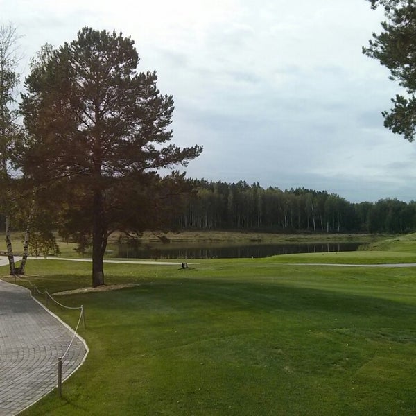 Pine Creek Golf Club - Golf Course in Кашино