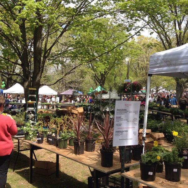 Photos at Rutgers University (Cook/Douglass Campus) - College Farm Road