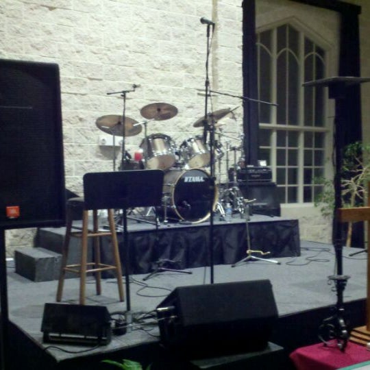 Jackson United Methodist Church - 409 E 3rd St