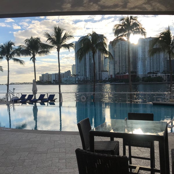 Oasis Pool Bar at Mandarin Oriental, Miami - Brickell Key - 1 tip