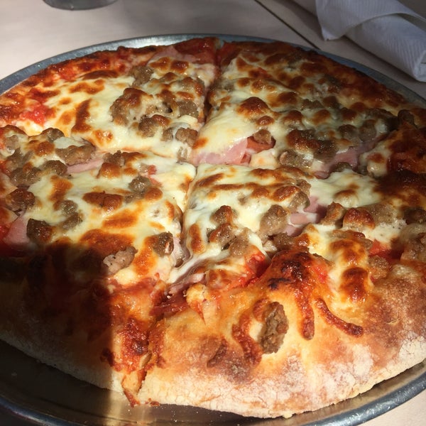 Olympic 76 Pizza (Now Closed) - Church and Wellesley - 8A Gloucester St.